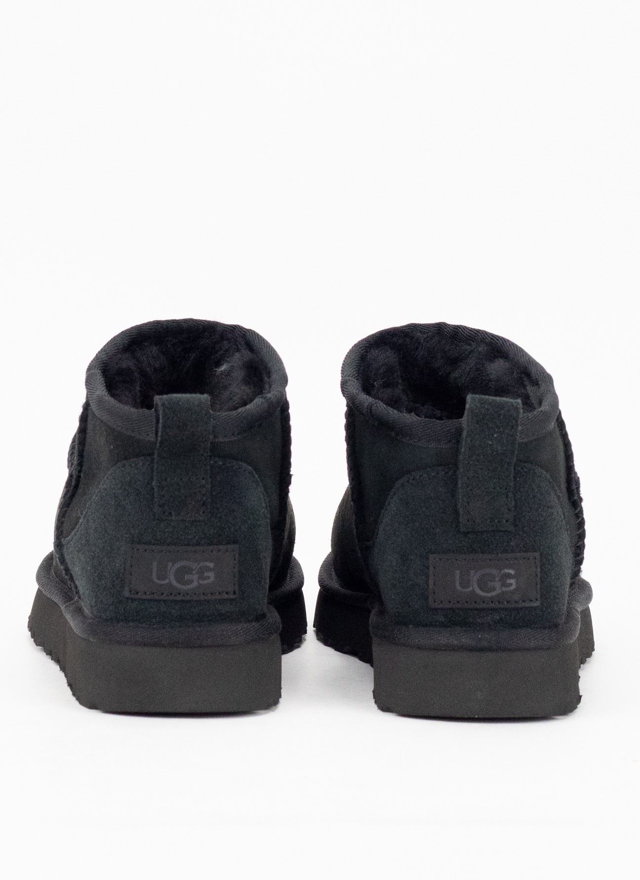 Calzado mujer UGG CLASSIC ULTRA MINI color negro