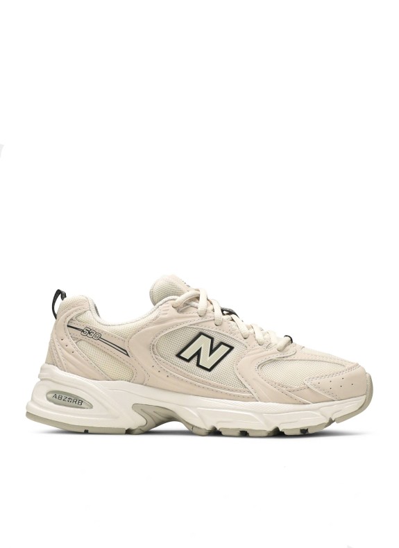 Calzado mujer NEW BALANCE GR530 color arena